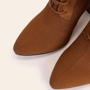 Cuccoo | Shoes | Cuccoo Basic Minimalist Lace Up Brown Decor Chunky ...